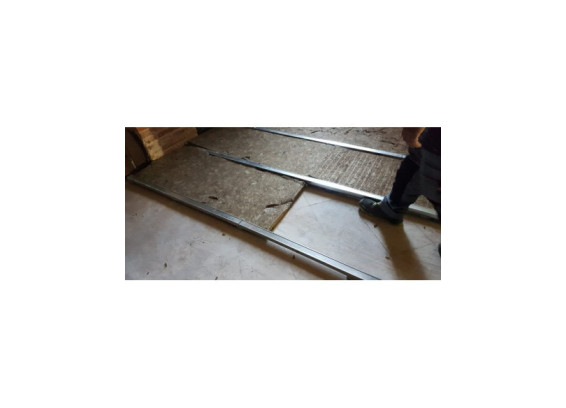 FLOOR BLOCKS